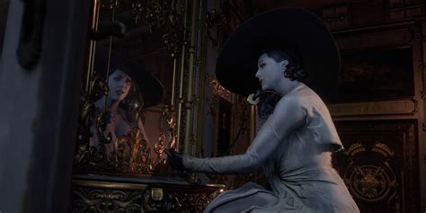 Resident Evil Village Cosplayer Shows Off Beautiful Lady Dimitrescu