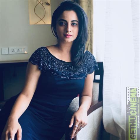 Actress Namitha Pramod Latest Hd Photos Gethu Cinema