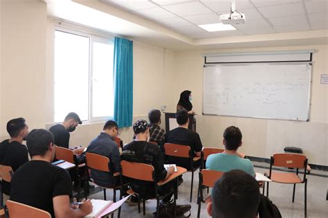 شروع بهار دلنشین علم اندوزی در دانشگاه محلات پرتال اصلی دانشگاه محلات