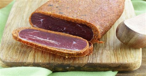 ცხარე ბასტურმა ყირიმული რეცეპტით სახლის პირობებში სასარგებლო რჩევები