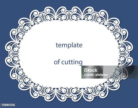 인사말 카드 가장자리 케이크에서 종이 절단 결혼식 초대장을 위한 템플릿 탁상용 장식 테두리와 함께 타원형 모양의 장식 플레이트는 레이저 컷 벡터 일러스트입니다 0명에 대한