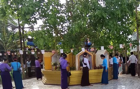 ပေါင်းတည်မြို့နယ်၌ ကဆုန်ညောင်ရေသွန်းပွဲတော် စည်ကားသိုက်မြိုက်စွာကျင်းပ Information And Public