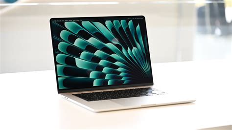 Testbericht zum MacBook Air 15 Zoll: Genau richtig - Gamingdeputy Germany