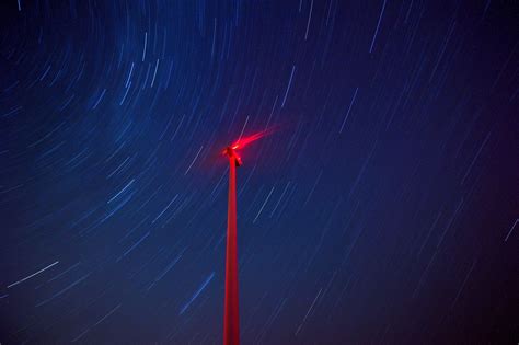 10 отличных фотографий метеорного потока Персеид 2016