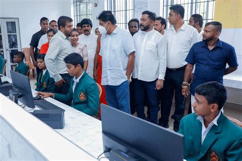 සජිත්ගේ සක්වල 187 වැනි ස්මාර්ට් පන්ති කාමරය තඹුත්තේගම මුදුනේගම මහා