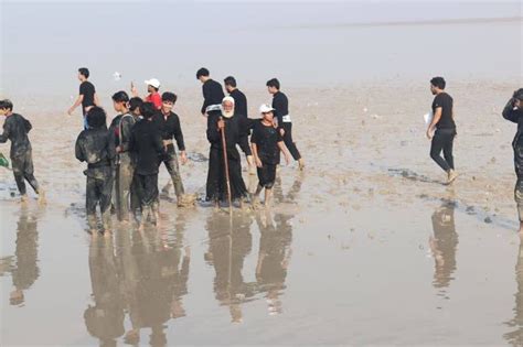 تصاویر پیاده‌روی زائران اربعین از جنوبی‌ترین نقطه عراق