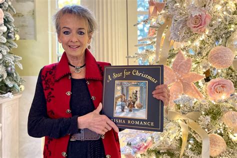 Beloved Artist Trisha Romance Returns To Mcarthur Estate For A