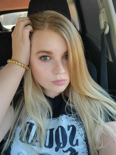 [over 18] R Selfie
