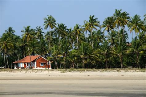 Visit The Beaches Of Goa In India
