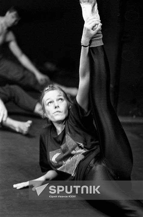 Natalia Andreichenko Rehearsal Sputnik Mediabank