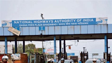 Nhai Appoints Santosh Yadav As Chief Subhasish Panda