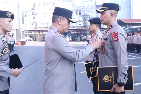 Puluhan Personel Polri Pns Polda Sumsel Terima Piagam Penghargaan Dan 1