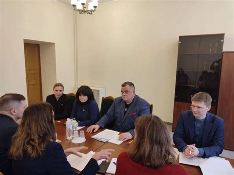 Новини комітетів Голова Комітету з прав людини Андрій Задорожний провів робочу зустріч з