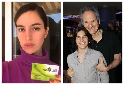 בשם האח תום נשר חתמה על כרטיס אדי