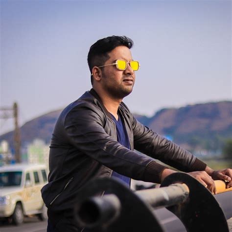 Ashis Kumar Official