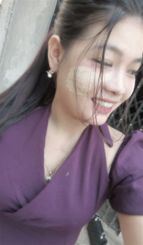 ယောကျာ်းကအကြွေးမပေးနိုင်လို့ မိန်းမဖြစ်သူကပူစီကျွေးပြီးဆပ်လိုက်ရတဲ့ဇာတ်ကား အစဆုံးကြည့်မယ်ဆို မန့