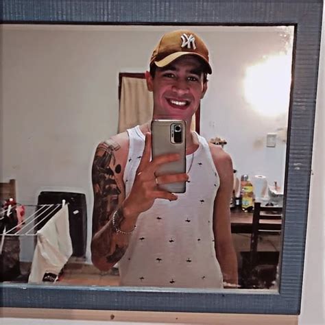Carlos Santaella Carlosalazar 15 • Threads Say More