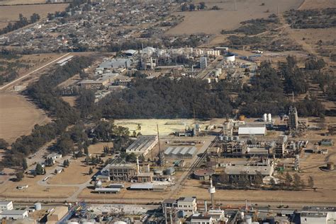 Por La Caída De La Actividad Petroquímica Río Tercero Paraliza Su