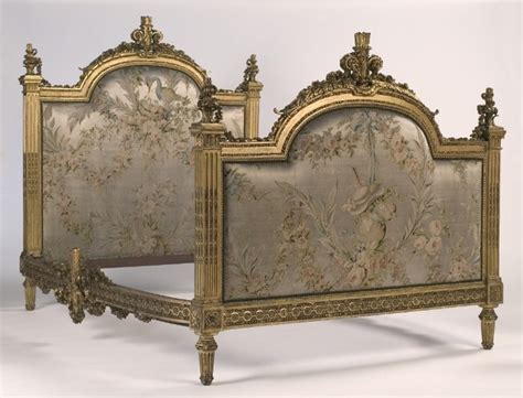 Bed 1700s Gilded Wood And Embroidered Satin Muebles Antiguos