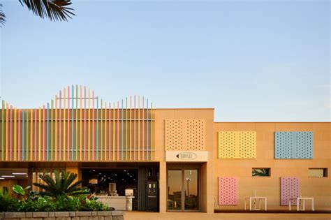 보틀샤크 세계 최대 아시아 최초 인공서핑파크 ‘웨이브파크에서 프리미엄 캔 와인 판매 돌입 와인21닷컴