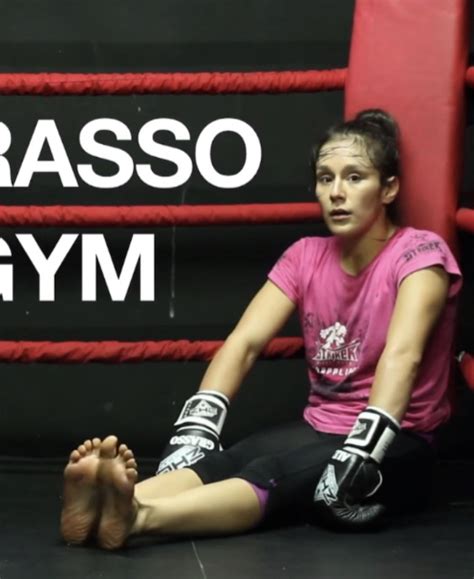 New Ufc Flyweight Champ Alexa Grasso Rcelebbarefoot