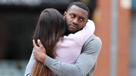 10 Traits Of An Emotionally Stunted Man Who Avoids Responsibility