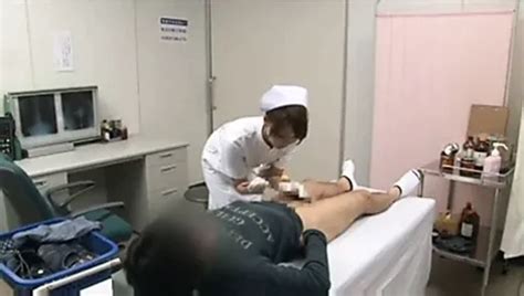 공짜 Nurse Handjob 포르노 영상들 xHamster