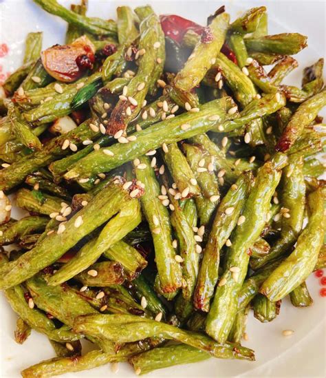 【干煸芸豆的做法步骤图，干煸芸豆怎么做好吃】adorkable丶小菟下厨房