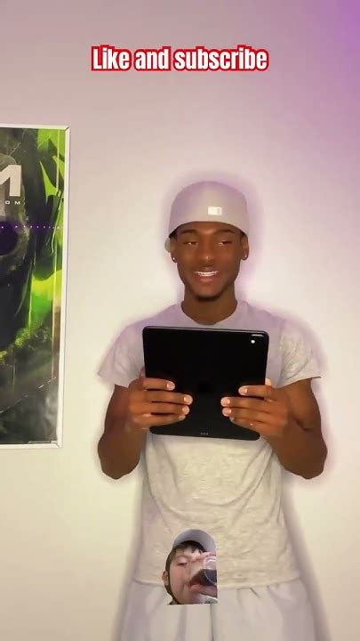 Seal On French Funny Comedy Smartphone Duet Siri Tech Nft Meme Satire Green Youtube