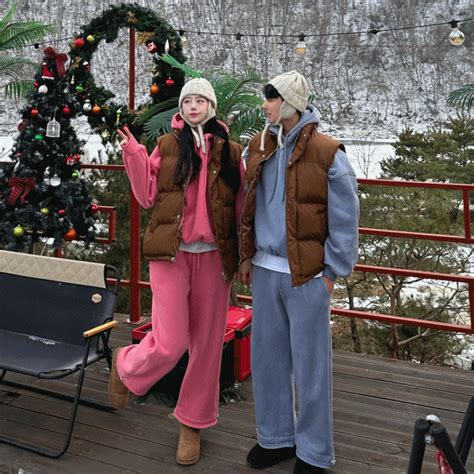 [컬러감대박💕] 커플 기모 트레이닝 캠핑룩 겨울 트레이닝복 세트 운동복 후드 조거 셋업