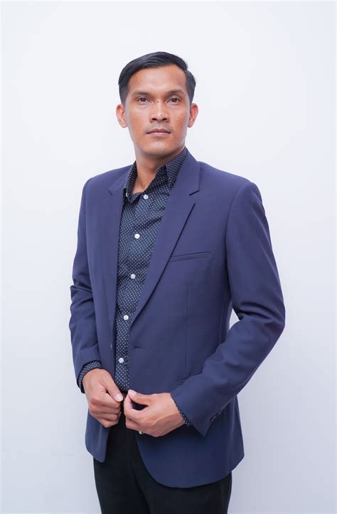 និមិត្តសញ្ញាហាមប្រើទូរសព្ទ Do Not Use The Phone ផង់ ពិសិដ្ឋ Phang Piseth