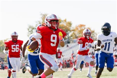 Fair Lawn Nj Football Continuing To Build In Ivy Division