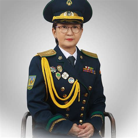 Skindox Mongolia САР ШИНИЙН МЭНДЧИЛГЭЭ 🇲🇳 Эрхэм хүндэт гишүүд та бүхэндээ угтан золгож буй