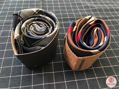 니트양말과 같이 두꺼운 소재의 양말은 잘못 접어놓으면 목이 늘어나기도 하고 양말장 속에서 2020 커피 컵 홀더 옷공예 재활용품 Diy