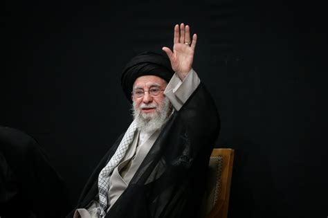 تصاویرحضور رهبرانقلاب در مراسم بزرگداشت شهدای اقتدار تابناک Tabnak