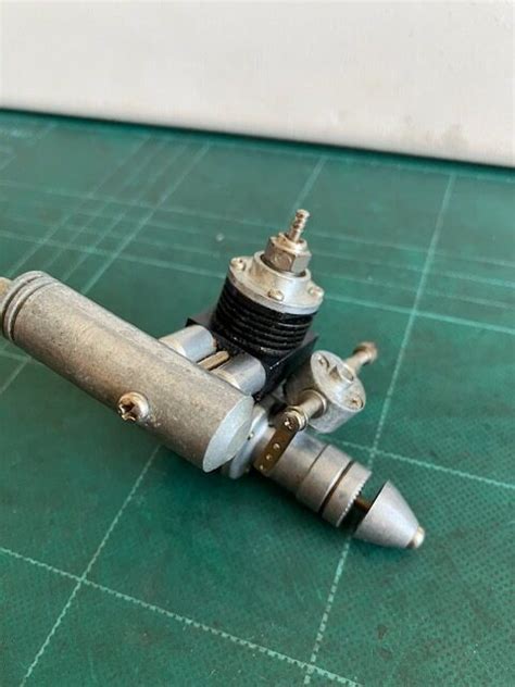 G Mark 061 Glow With Silencer And R C Carb In Vgc Circa 1970bamopro