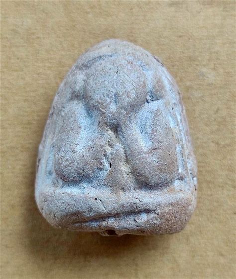 หลวงปู่หงษ์ พรหมปัญโญ จ สุรินทร์ พระปัถวีธาตุพิมพ์ปิดตาแซยิด80ปี นะเมติ