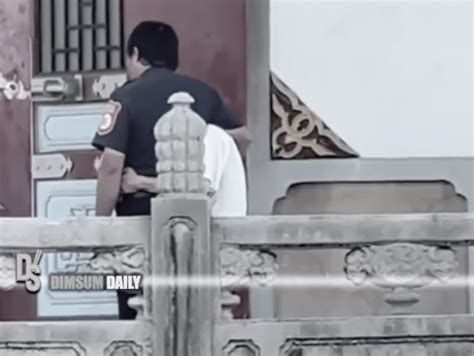 Elderly Man And Middle Aged Man Filmed Masturbating Together In Front Of Temple Dimsum Daily