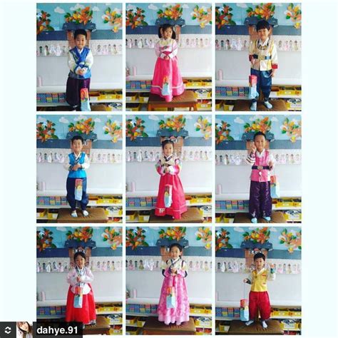 선생님 작품 청사초롱든 한복입은 아이들 누리놀이 만들기 선생님작품 추석 행사 유치원 어린이집 Photo Wall Polaroid Film Photograph