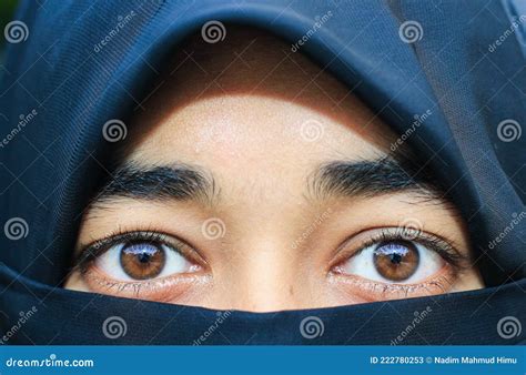 Beautiful Muslim Eyes