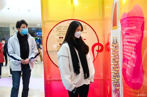 《变“美”记》化妆品主题巡展亮相广东科学中心