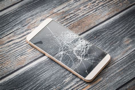 Broken Lcd Heres What You Need To Know About Lcd Phone Screen Repair