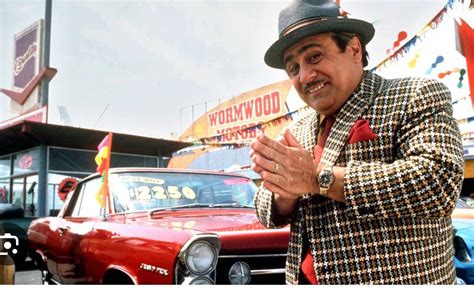 A Simple Decision Making Framework For Choosing Between Multiple