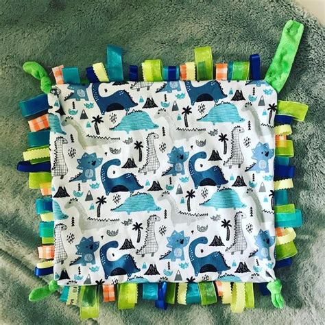 18 idées de Lily pouce maquillage bureau naissance à la maison ely