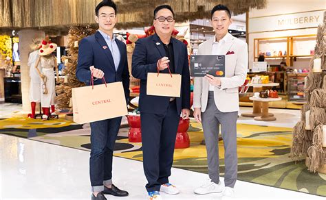 เคทีซีจับมือมาสเตอร์การ์ดมอบโปรแรงให้สมาชิกที่เซ็นทรัลและโรบินสันทั่วประเทศ สำนักข่าวสับปะรด