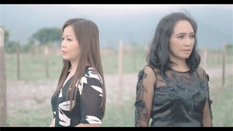 လမ်းနှစ်သွယ် Cover By ဆွီးဆွီး ၊ သဲသဲ Youtube