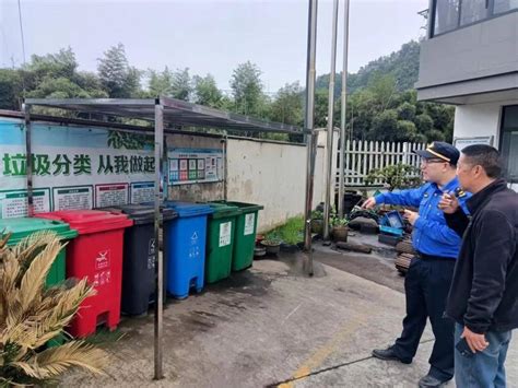 临安：垃圾分类进企宣传 美丽城镇携手共建
