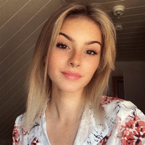 Fenja Wolf Fenja Wolf • Threads Say More