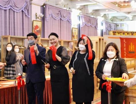 “МОНГОЛЧУУДЫН БИЧИГ НОМЫН ӨВ СОЁЛ” сэдэвт эрдмийн хэлэлцүүлэг үзэсгэлэн өнөөдөр нээлээ Монгол