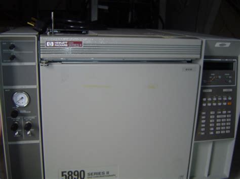 HP II GC With Single ECD Split Splitless Inlet PC With Suitable Software Spectralab